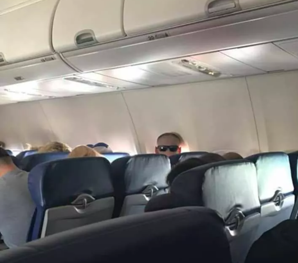Funny Photos From Airline Passengers - Page 60 of 60