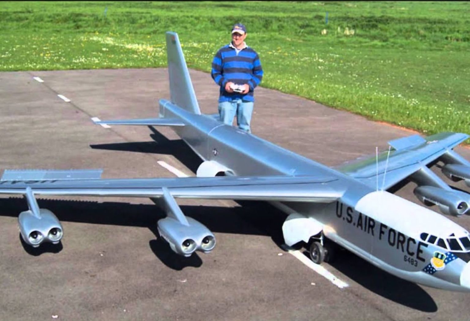 50 Unbelievable Scale RC Jets - Mentertained