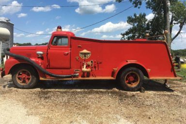 40 Vintage Firetrucks - Mentertained